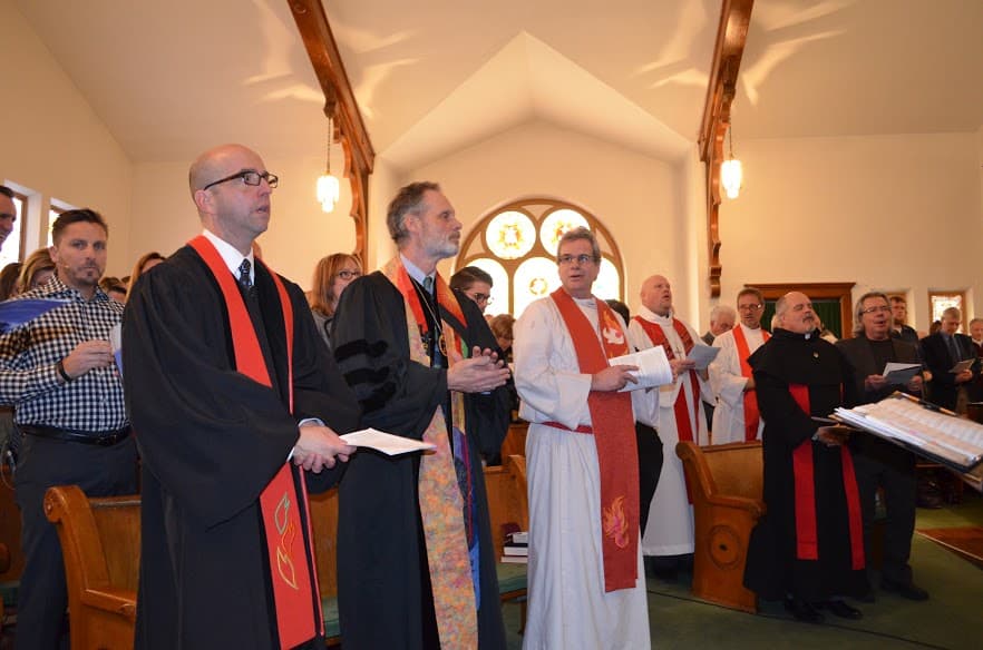 Rev. Joe Jeffreys ordained in United Church of Christ and installed at ...